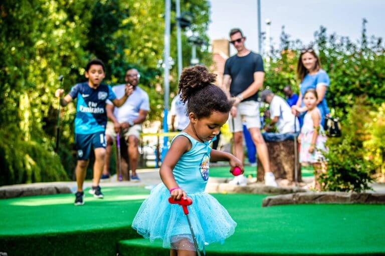 Mr Mulligan’s Dino Golf • Sidcup Family Golf